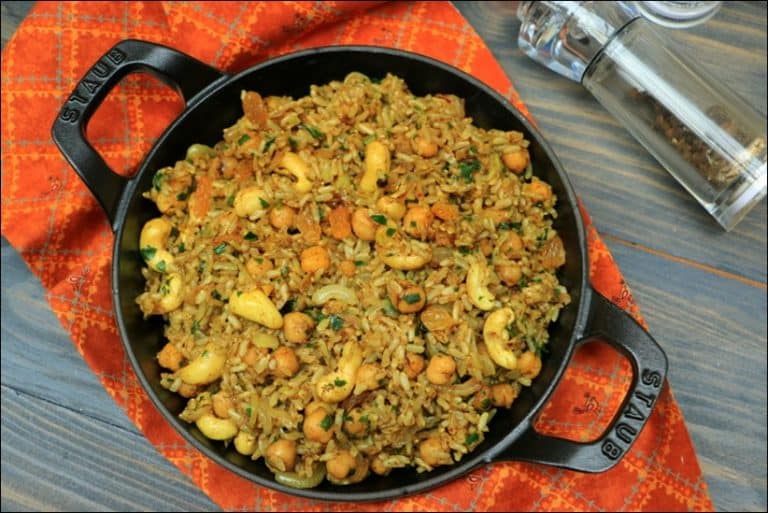Riz épicé aux pois chiches noix de cajou et oignons grillés - Happy ...