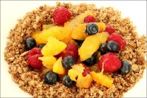 Muesli aux myrtilles framboises orange et noix de coco - Happy papilles