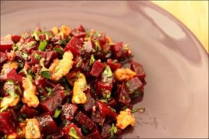 Salade de betteraves aux noix et au vinaigre balsamique - Happy papilles