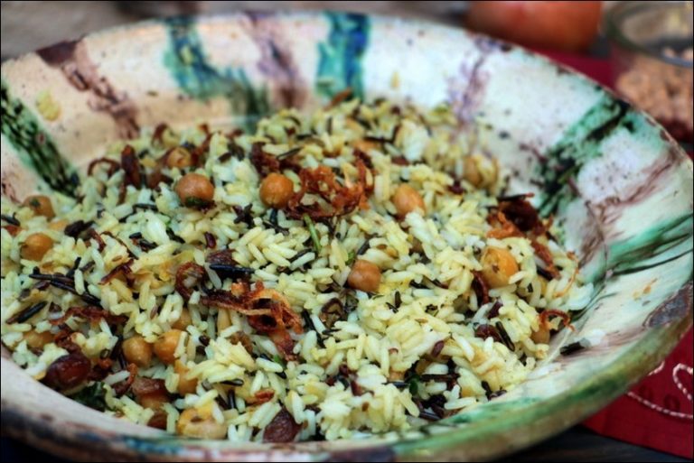Riz aux pois chiches épices et raisins secs de Yotam Ottolenghi - Happy ...